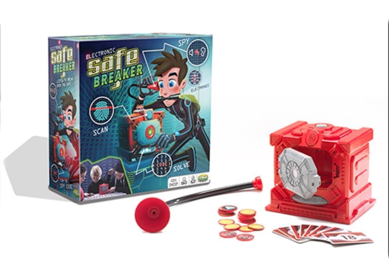Open the Vault & Nab the Gold in SafeBreaker | The Toy Insider
