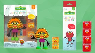 Watch Sesame Street Favorites Light Up Underwater with Glo Pals | The ...