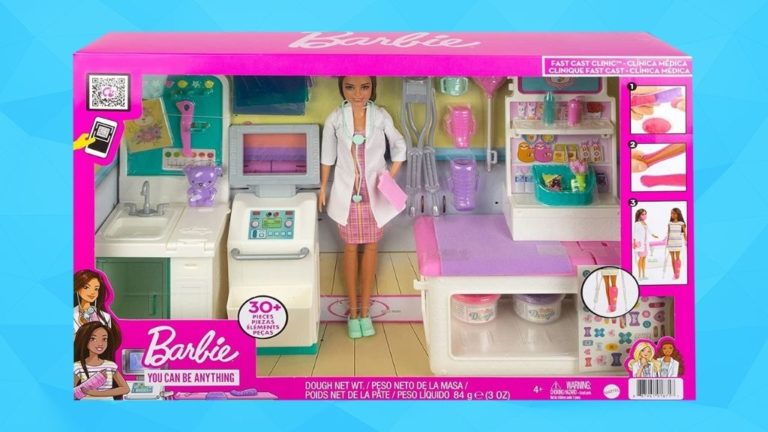 Help Barbie Treat Patients with this Comprehensive Clinic | The Toy Insider