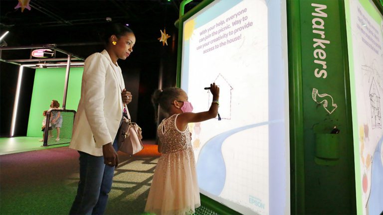 Kids Can Find their Creative Style Personality at a Crayola Interactive ...