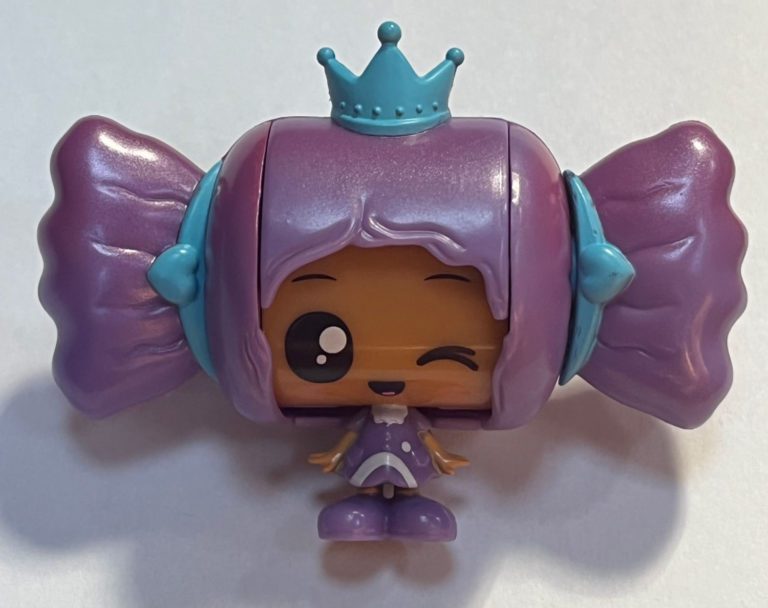 Twist, Turn, and Pop Candy Pop to Reveal Sweet Surprises | The Toy Insider