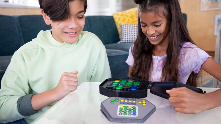 Kids’ Faces Will Light Up When They Solve a Kanoodle Fusion Puzzle ...