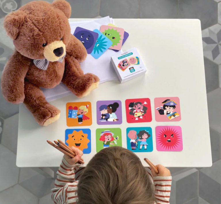 Smart Teddy Offers Interactive Accessories to Teach Kids About Animals ...