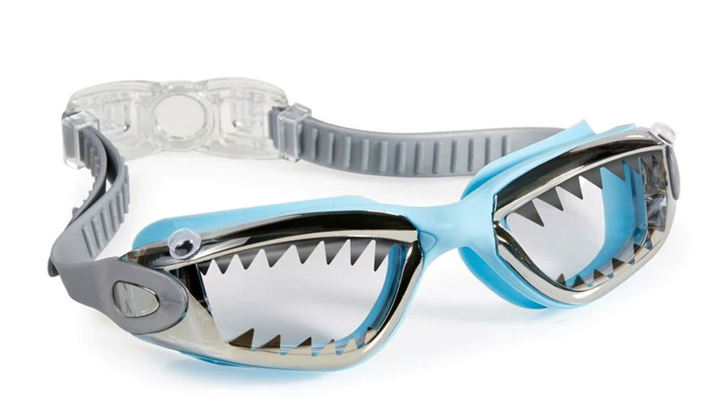 BABY BLUE TIP JAWS GOGGLES | The Toy Insider