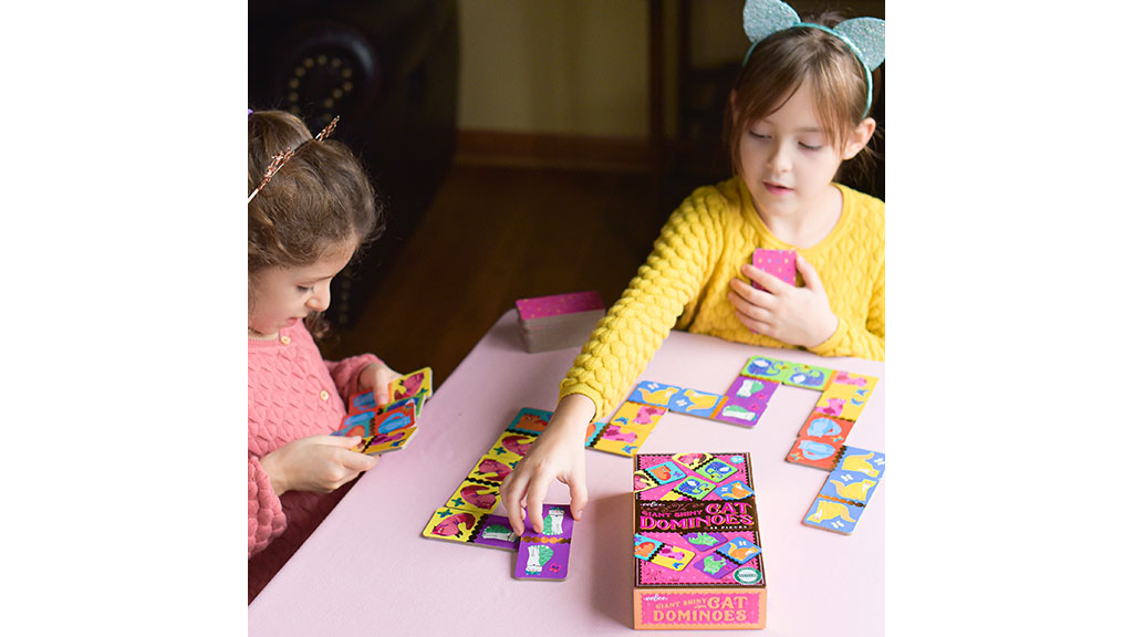GIANT SHINY CAT DOMINOES | The Toy Insider