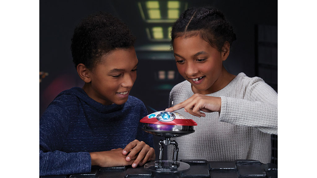 STAR WARS L0-LA59 (LOLA) ANIMATRONIC EDITION | The Toy Insider