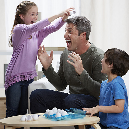 EGGED ON GAME - The Toy Insider