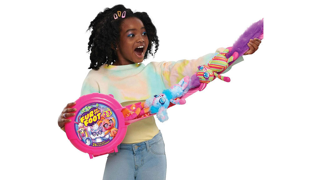 FUR BY THE FOOT BUBBLEGUM BESTIES | The Toy Insider