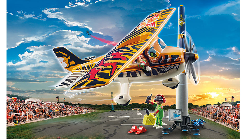 AIR STUNT SHOW TIGER PROPELLER PLANE | The Toy Insider