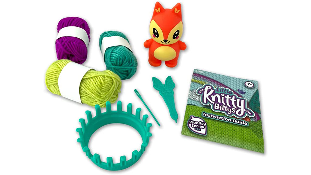 LITTLE KNITTY BITTYS | The Toy Insider