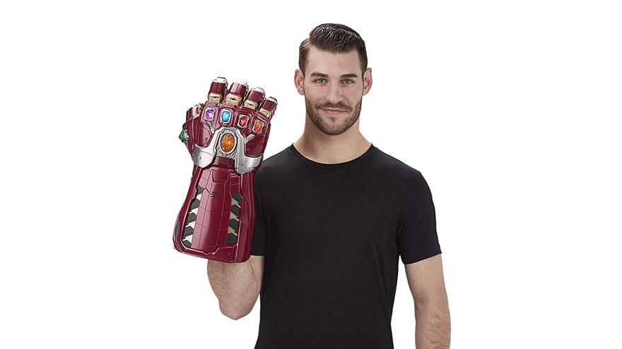 MARVEL LEGENDS SERIES AVENGERS ELECTRONIC POWER GAUNTLET | The Toy Insider
