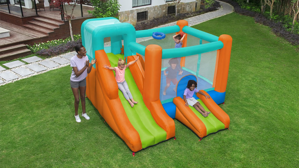 Kids Will Jump for the H20GO! Wonder Hoops Bounce Park | The Toy Insider