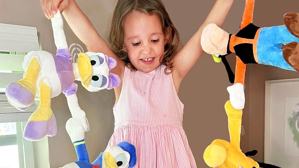 These Hand-Holding Disney Plush Make Perfect Holiday Pals | The Toy Insider