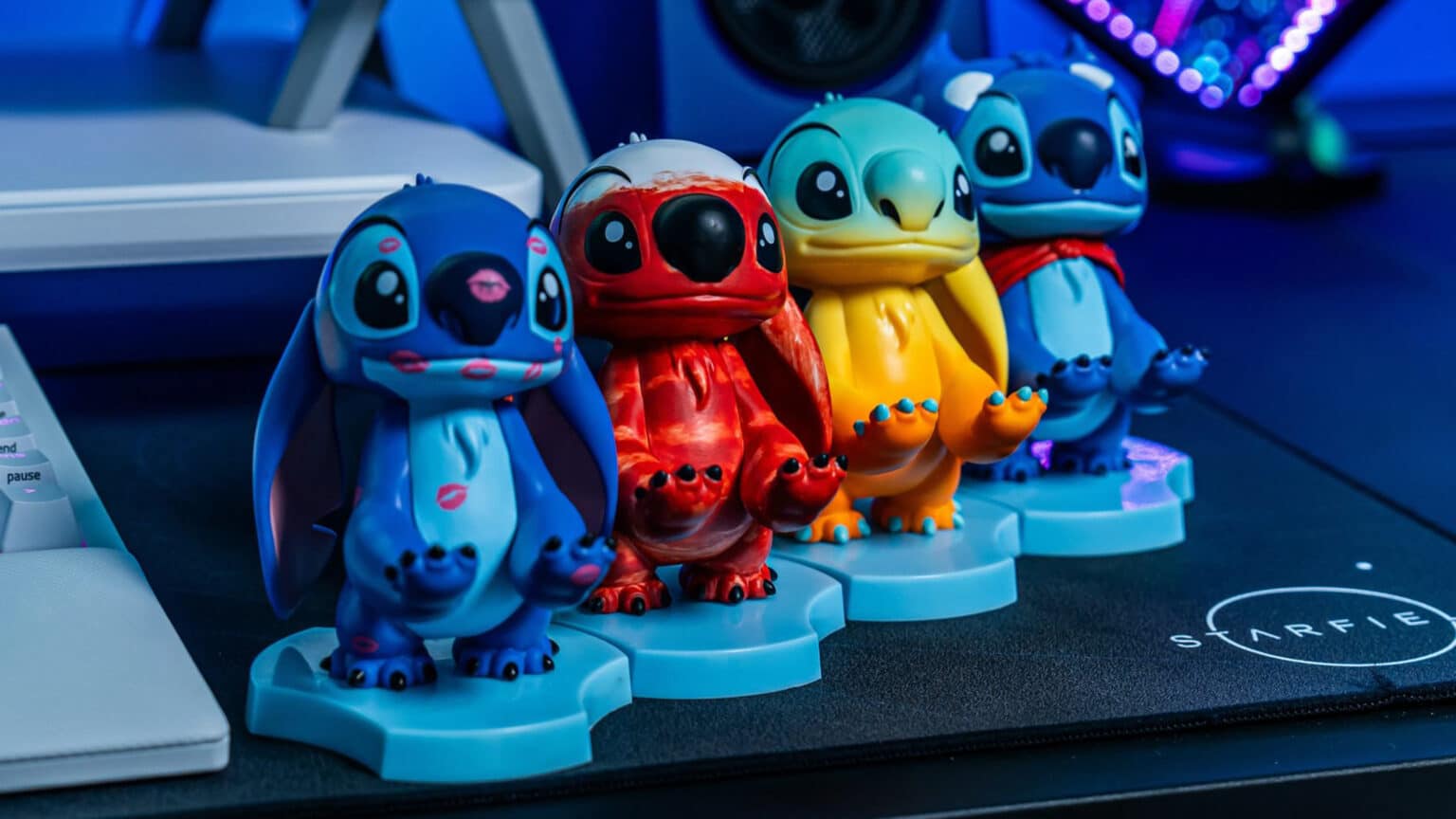 LILO AND STITCH HOLDEMS | The Toy Insider