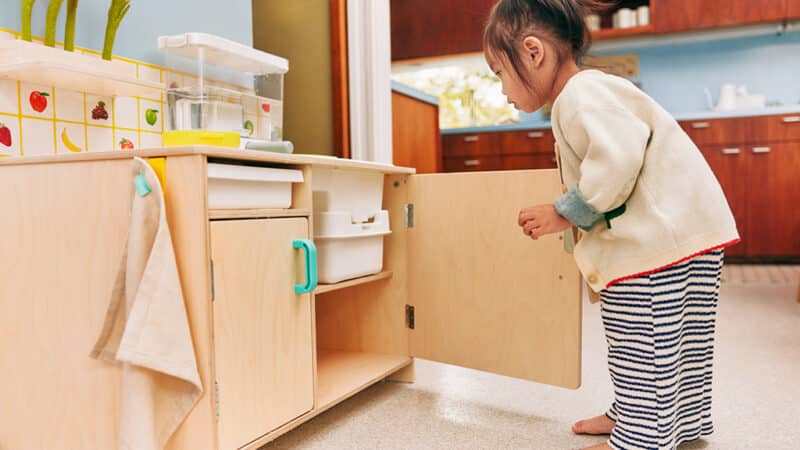 A Functioning Sink and Food Choppers: Lovevery’s Real Life Play Kitchen ...