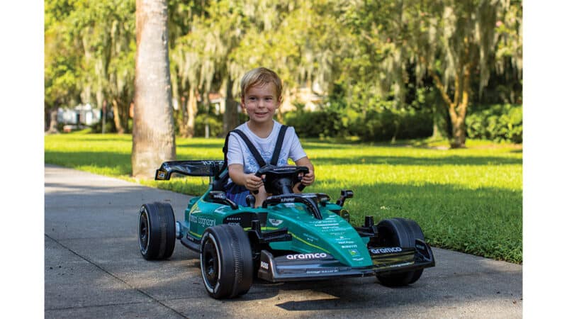 Bitzee Packs 15 Interactive Pets and Tons of Fun into One Little Pod ...