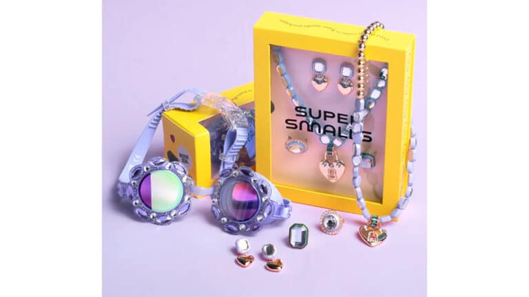 MGA’s Miniverse Make It Mini Makeup Really Works | The Toy Insider