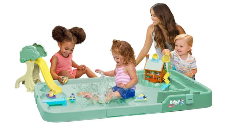 JAWS 50TH ANNIVERSARY DELUXE POOL FLOAT | The Toy Insider