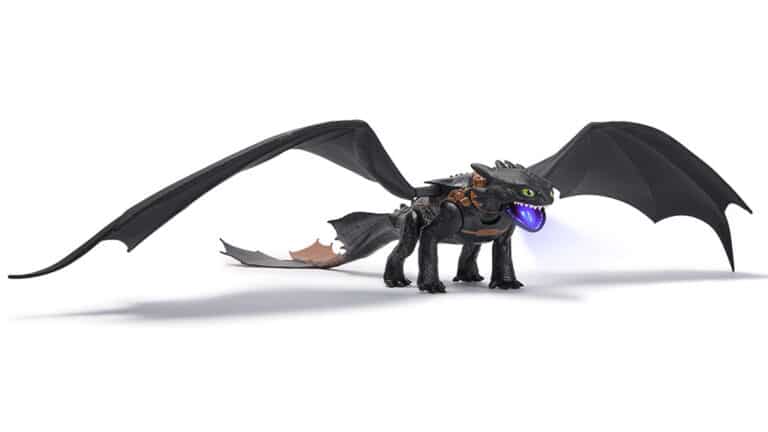 HOW TO TRAIN YOUR DRAGON: ULTIMATE PLASMA BLAST TOOTHLESS | The Toy Insider