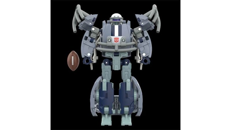 Cheer for Your Family's Favorite Team with New NFL Transformers Figures ...
