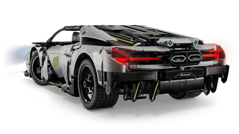 LEGO TECHNIC LINE | The Toy Insider
