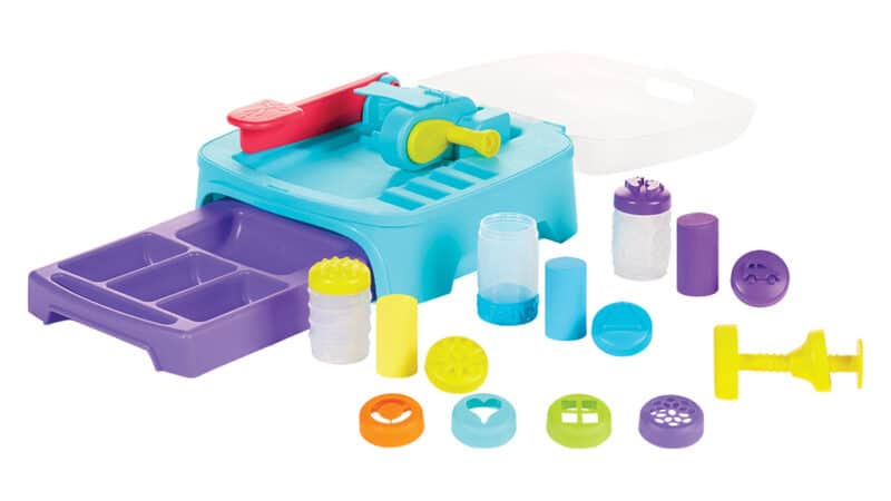 WONDER FACTORY DOUGH CREATION STATION | The Toy Insider