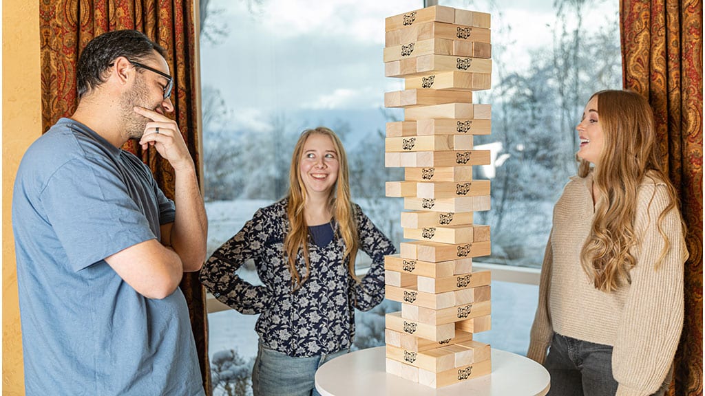 JENGA GIANT JS7 HARDWOOD GAME | The Toy Insider