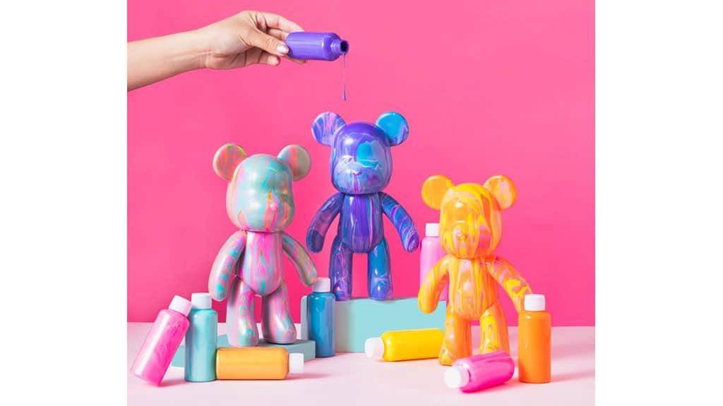 POUR PALZ LARGE PAINT BEAR | The Toy Insider