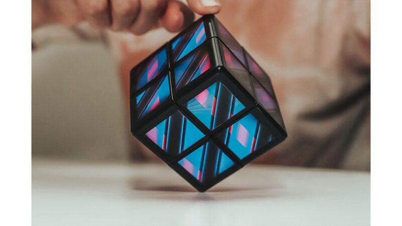 Rubik’s WOWCube Review | Expert Toy Reviews | The Toy Insider