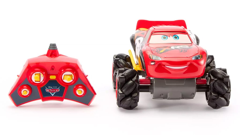 LIGHTNING MCQUEEN LIGHT-UP REMOTE-CONTROL CAR | The Toy Insider