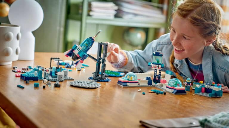 Shoot for the Stars with These New LEGO Education STEM Sets | The Toy ...