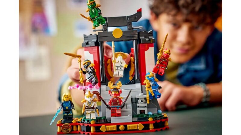 LEGO NINJAGO NINJA CHARACTER DISPLAY 15TH ANNIVERSARY BUILDING SET ...