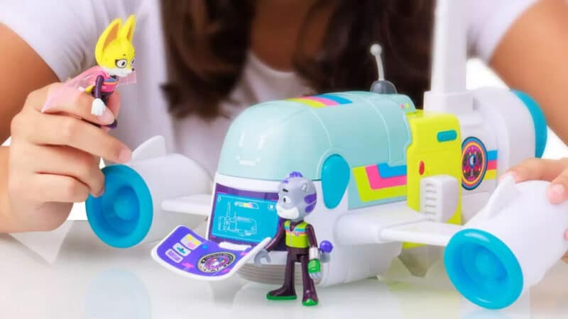 The Creature Cases R.O.N. Jet Playset Expert Review | The Toy Insider