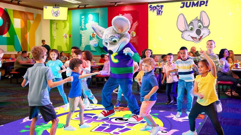 Head to Chuck E. Cheese for Asmodee's Spot It! Family Events | The Toy ...
